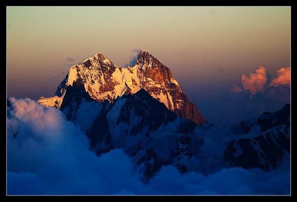 Горы, горы, или Пейзажи из пластиковых пакетов от Vilde J. Rolfsen ...