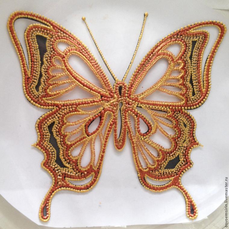 Decorating A Butterfly Plate In The Dot Painting Technique 