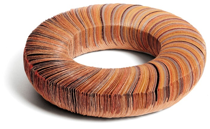 Бумажная бижутерия от Nel Linssen