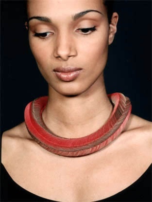 Бумажная бижутерия от Nel Linssen